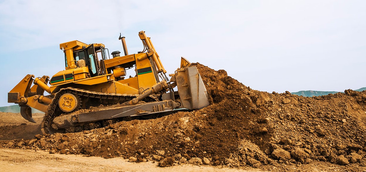 TOOLS, MACHINERY AND MATERIALS USED IN ASPHALT PAVEMENT