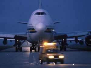 Types Of Runway Configurations, Marking And Safety - KPSTRUCTURES.IN